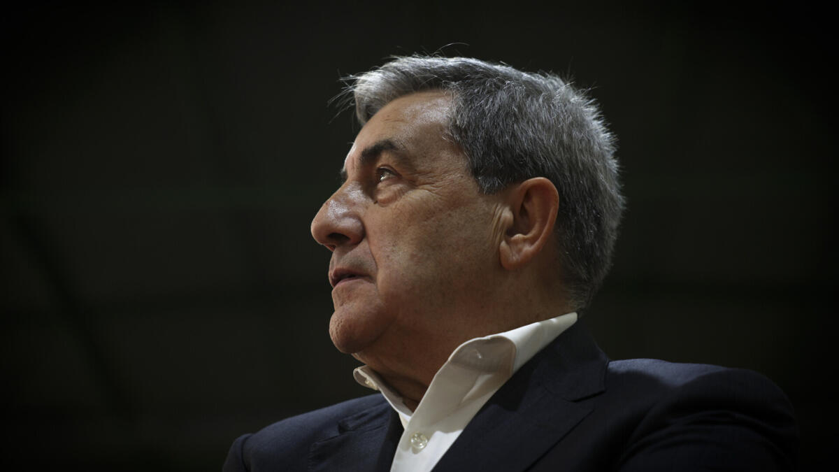 Gilberto Madaíl acusa Fernando Gomes de "traição vil" ao futebol ...