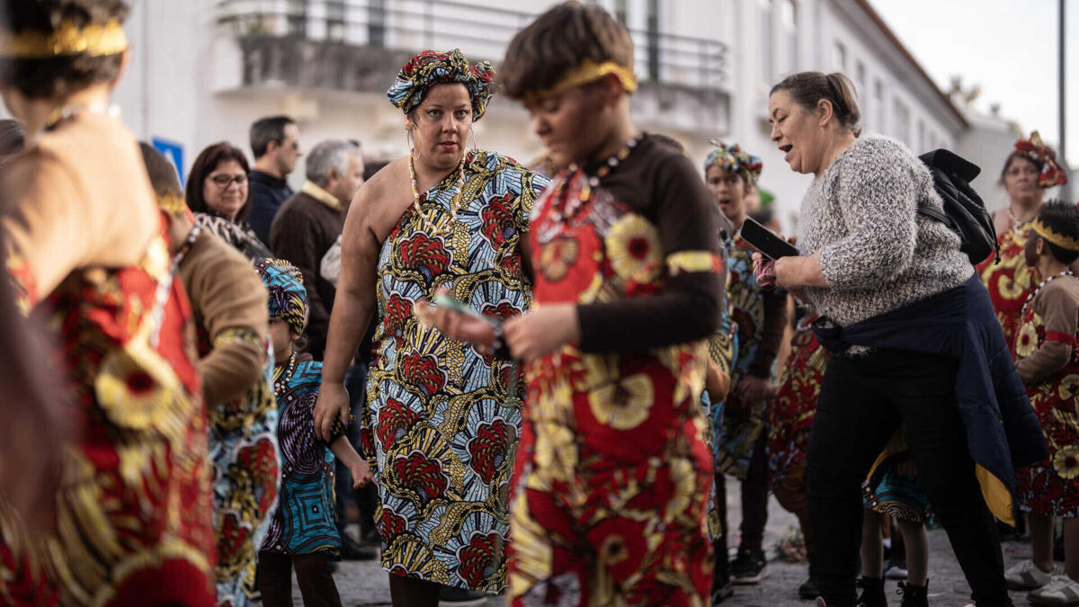 Centro Social de Casal Comba mascarou crianças de "africanos" com caras ...