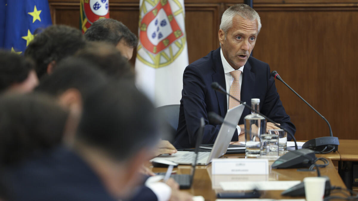 Sérgio Monteiro confessa "orgulho" pela privatização da ANA - JN