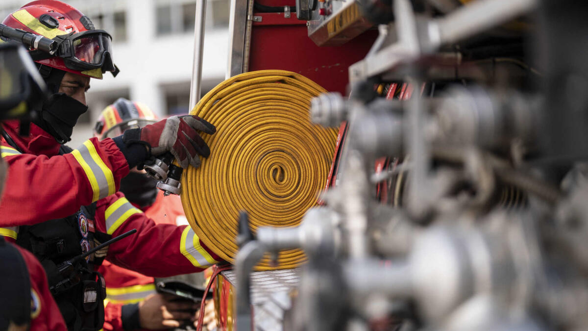 Incêndio em conduta de restaurante obrigou a evacuar piso do Centro ...