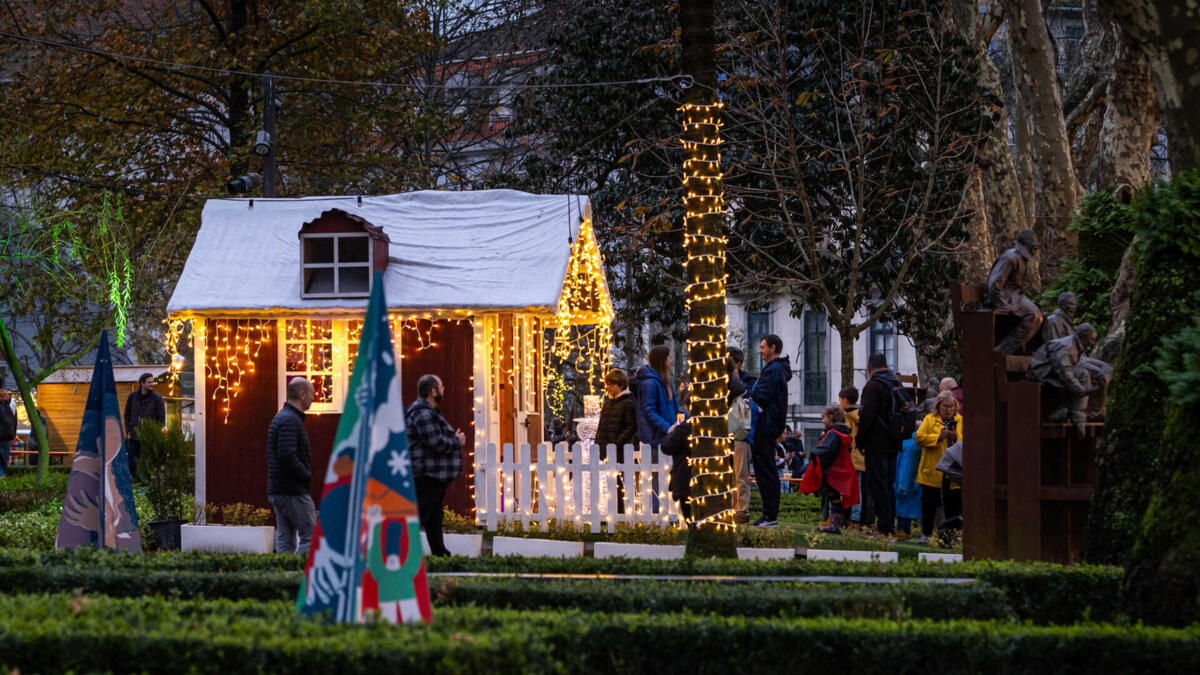 Mercados de Natal multiplicam-se e registam enchentes - JN