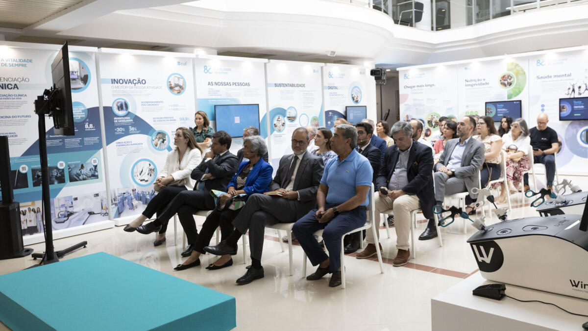 Faculdade de Medicina do Porto recebe exposição dos 80 anos da CUF - JN