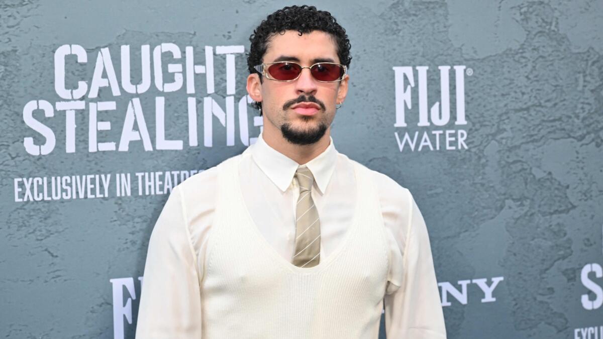 Música de Bad Bunny vai animar intervalo do Super Bowl - JN