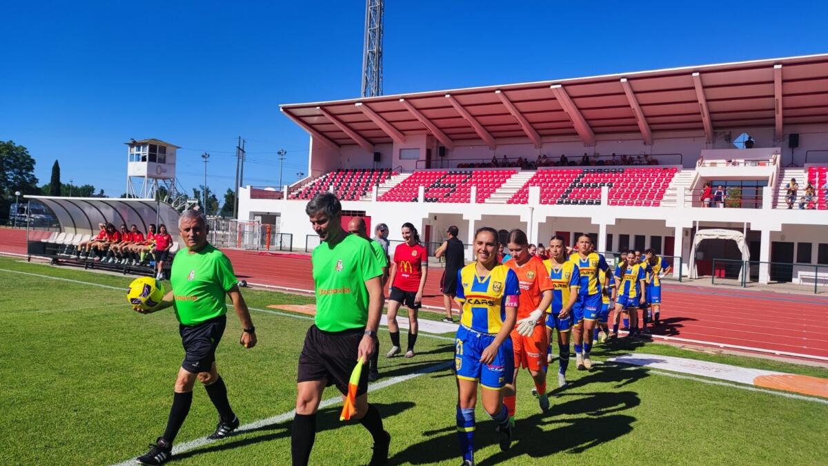 Beja Cup arranca com jogos femininos nas camadas jovens - JN