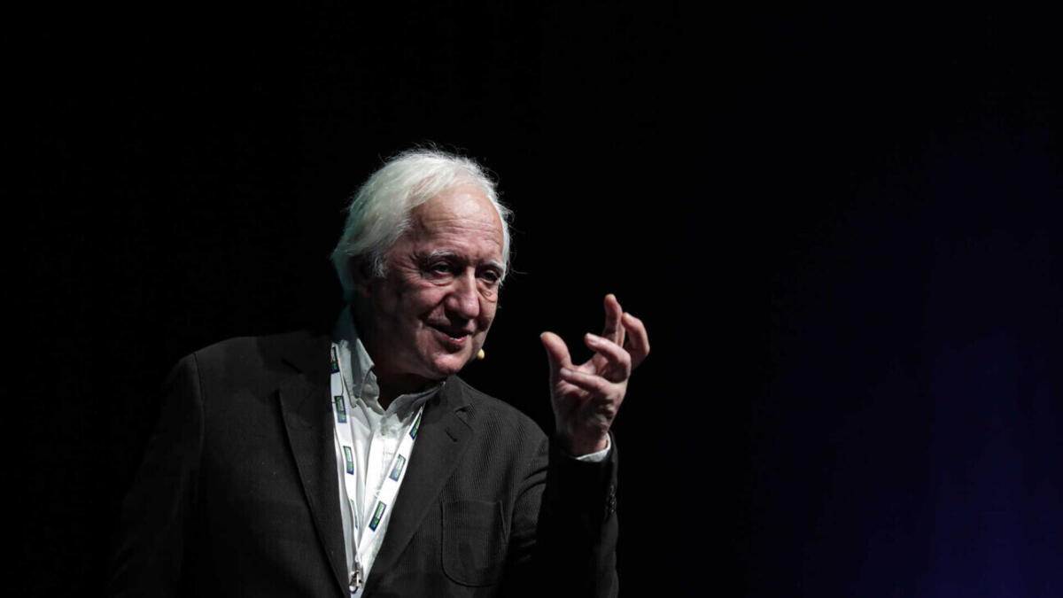 Charles Landry: Rumo a cidades mais saudáveis e com menos carros - JN