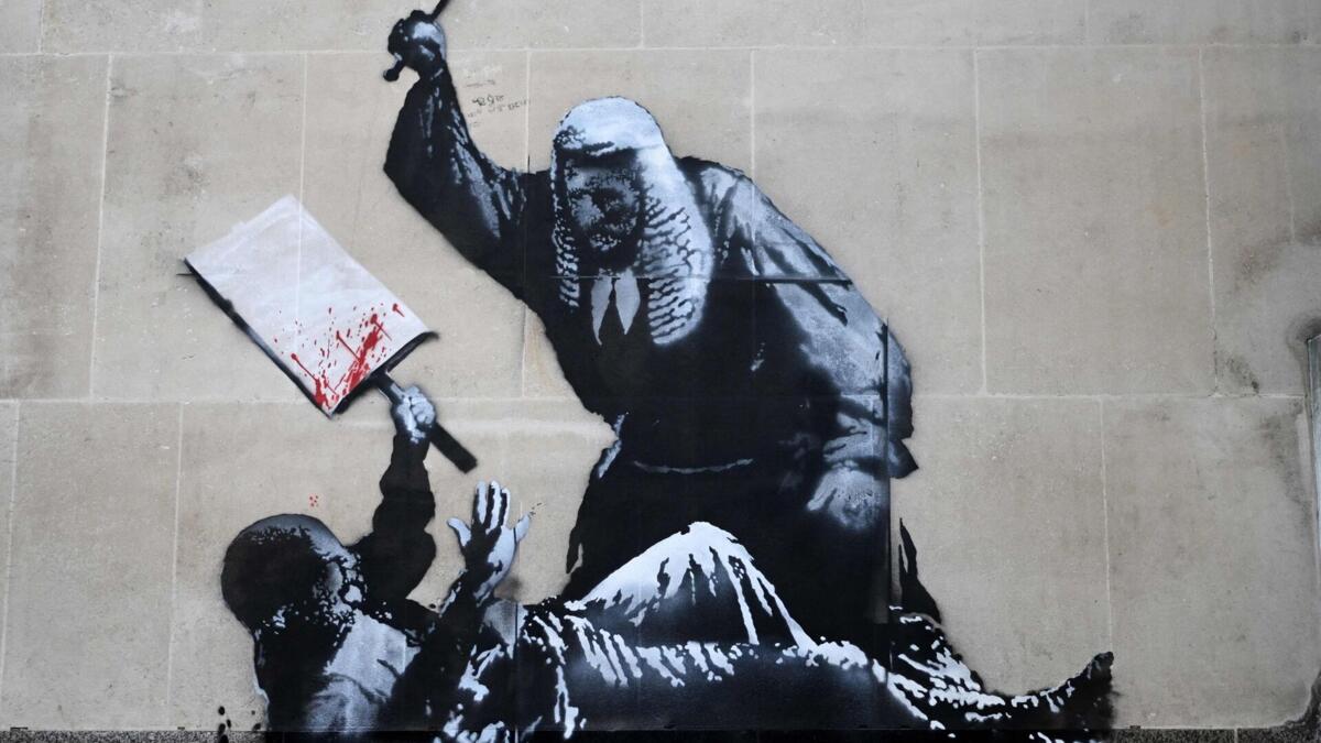 Mural de Banksy no Tribunal Superior de Londres denunciado como dano ...