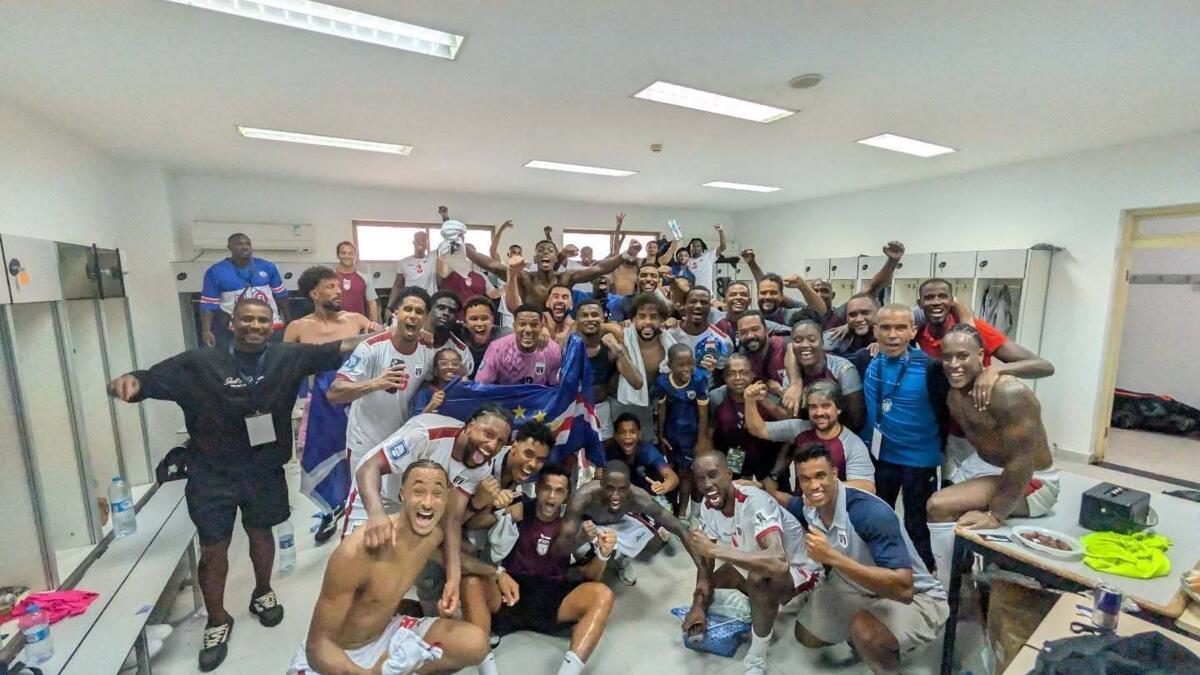 Cabo Verde faz história e garante lugar no Mundial 2026 - JN