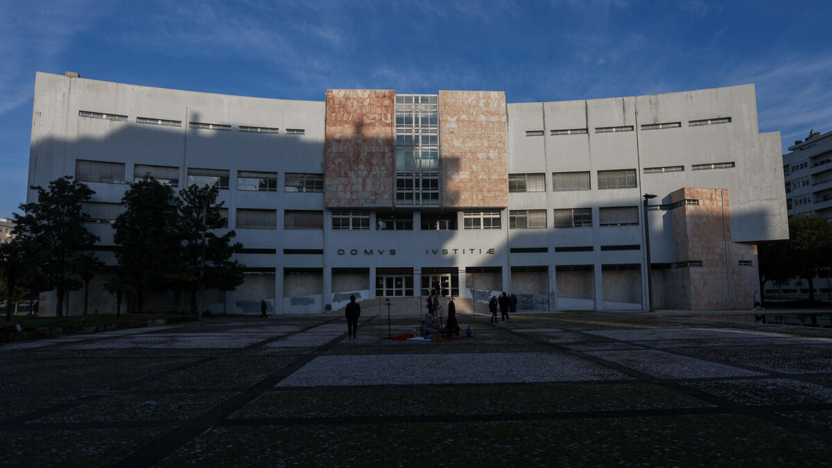 Empresário lesado em 1,5 milhões culpa advogado de Braga - JN