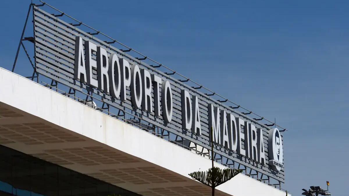 Uso de documentos falsos leva a quatro detenções no Aeroporto da ...