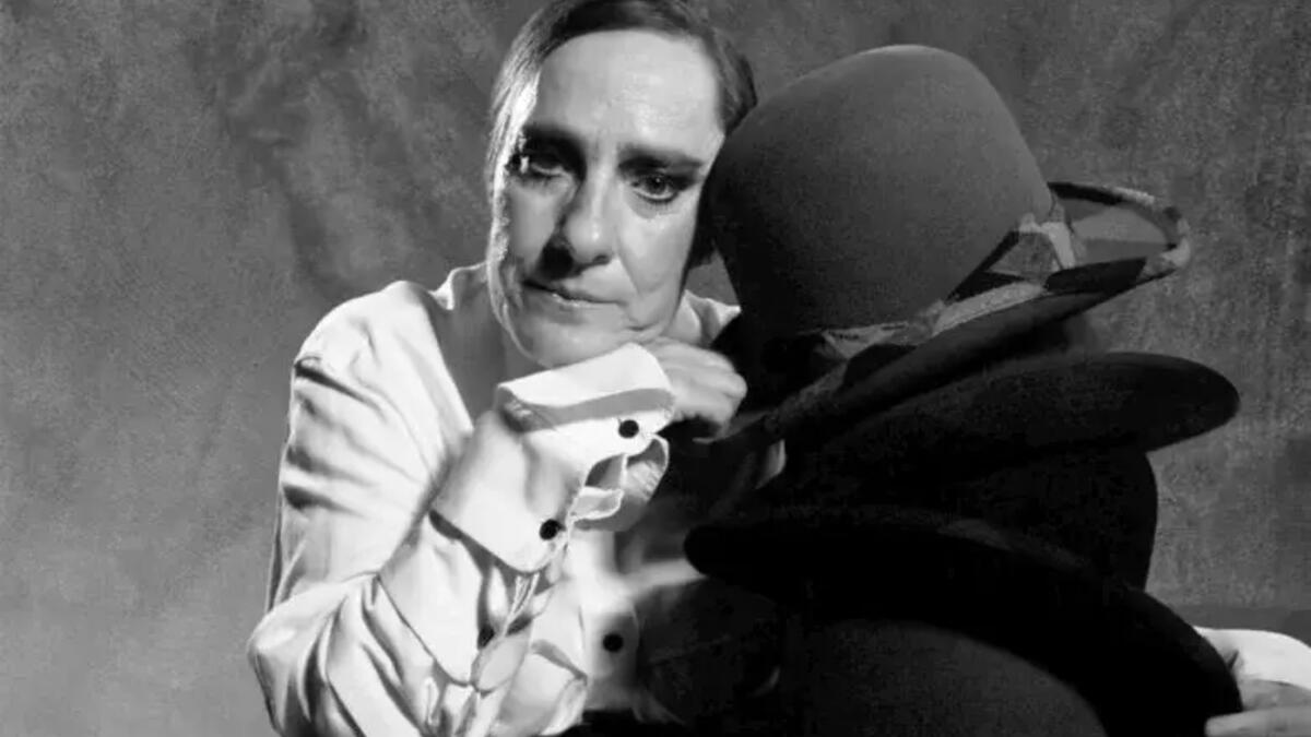 Maria Rueff faz investigação sobre o riso como forma de curar o Mundo - JN