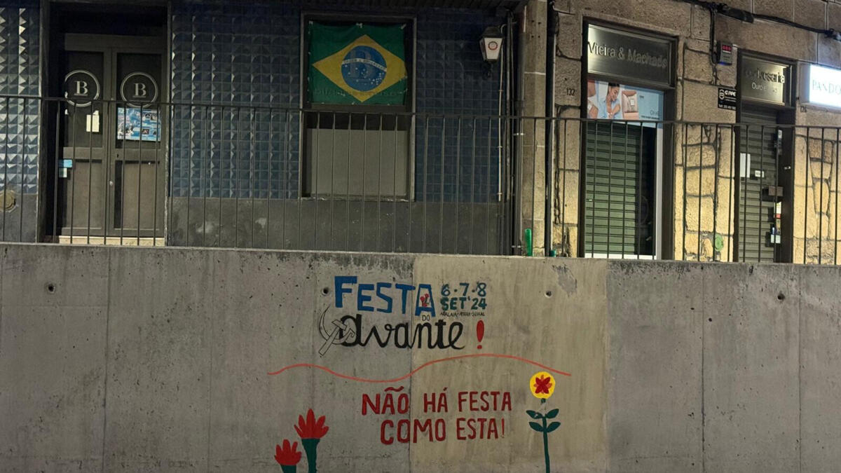 Chega apaga mensagem do PCP em mural. Comunistas vão apresentar queixa - JN