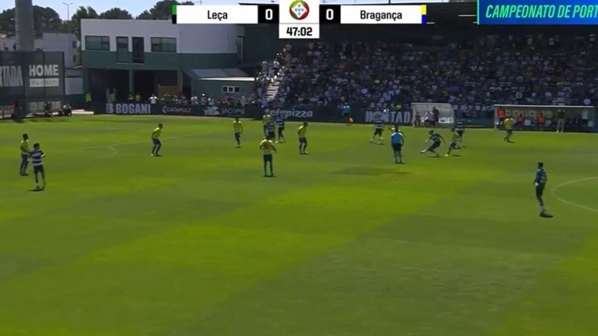 Golaço do Leça "tramou" Bragança na luta pela subida à Liga 3. Ora veja ...