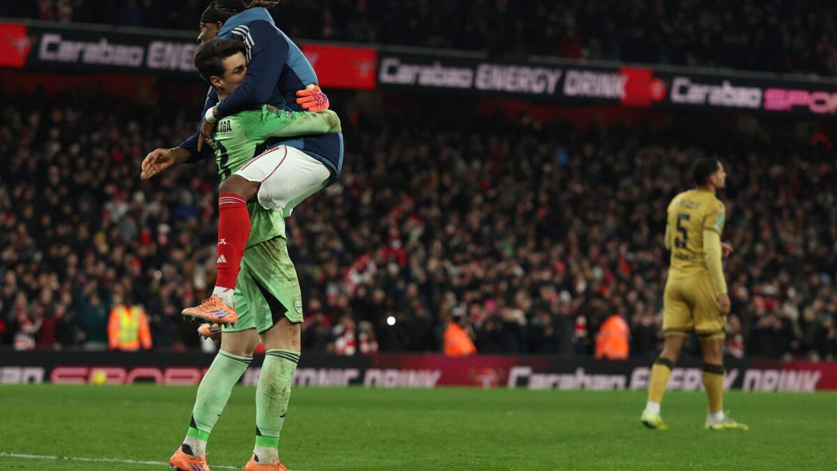 Arsenal passou Crystal Palace na Taça da Liga inglesa após série de 16 ...