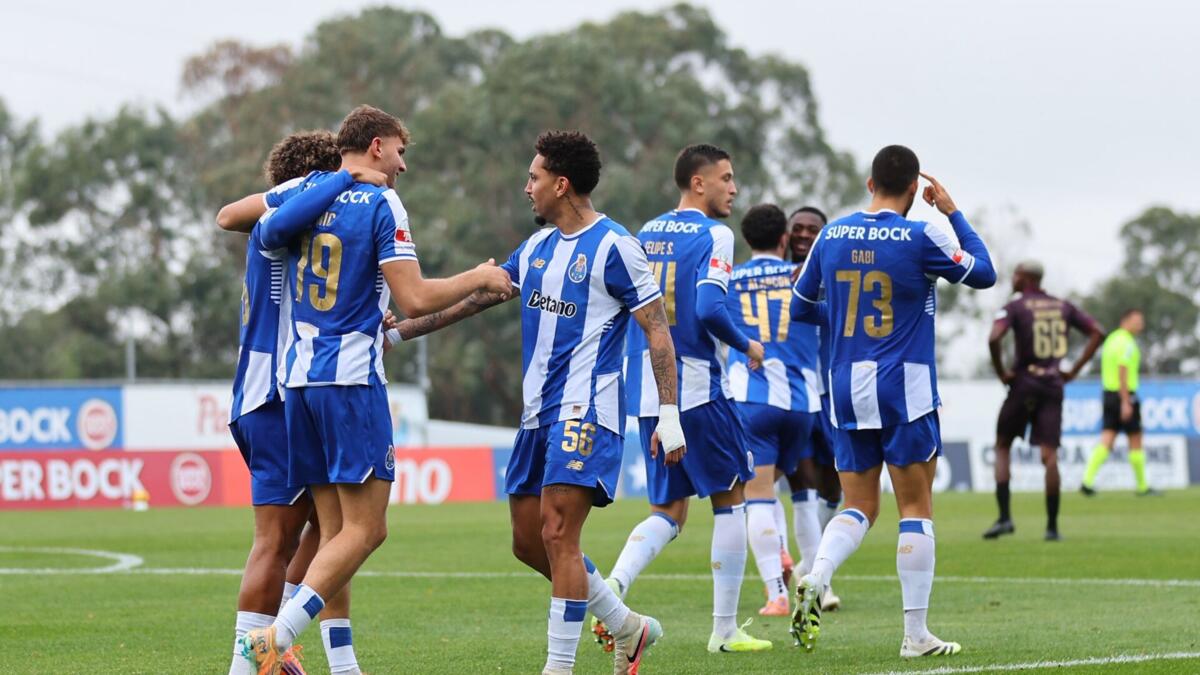 FC Porto B vence Portimonense e deixa Benfica B como lanterna-vermelha ...