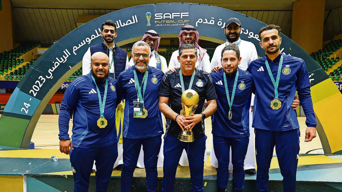 Kitó Ferreira e o Al Nassr: um par de troféus e más notícias - O Jogo