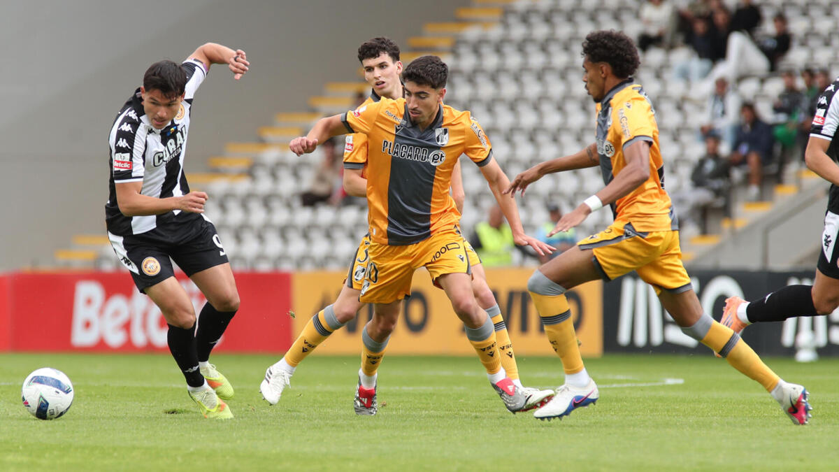 Vitória de Guimarães: prata da casa já vale ouro - O Jogo