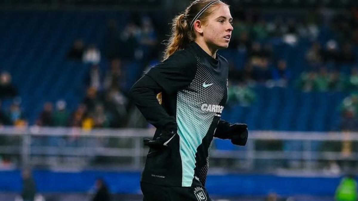 Mckenna Whitham, colega de Jéssica Silva, estreia-se com 14 anos - O Jogo