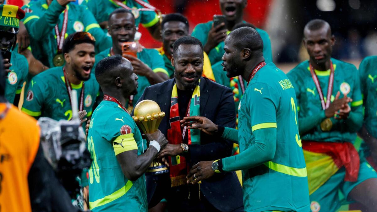 CAN'2025: Senegal exibe troféu retirado em particular com o Peru - O Jogo