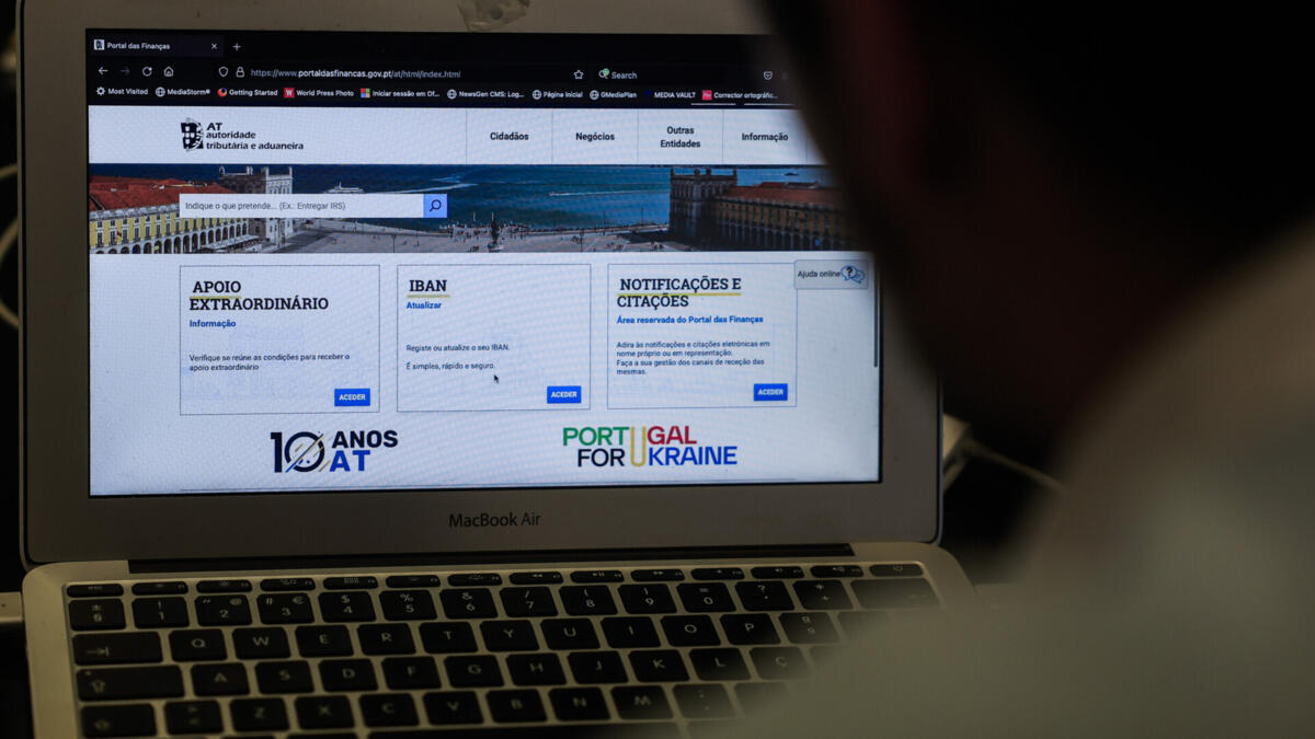 Portal das Finanças com interrupções no acesso durante duas horas no ...