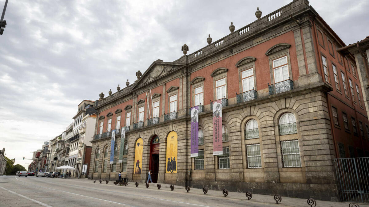 "Descida da Cruz": quadro de Domingos Sequeira no Museu Soares dos Reis ...
