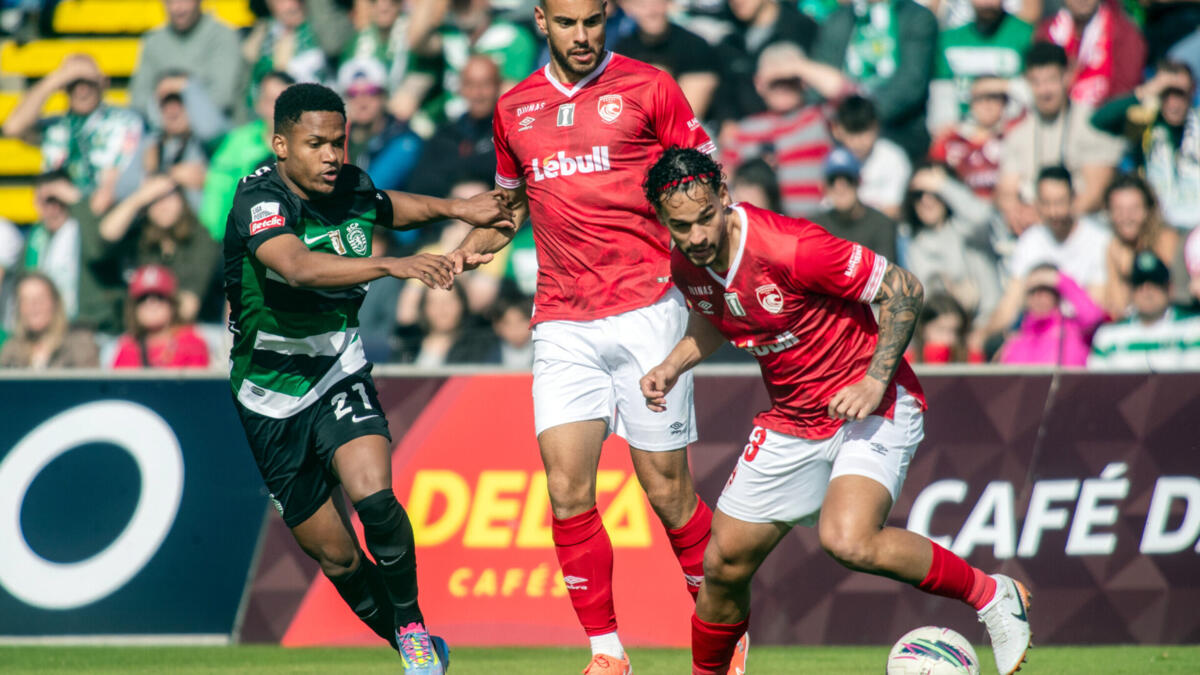 Jogo sem balizas na 1.ª parte, só Geny viu uma na segunda: Sporting ...