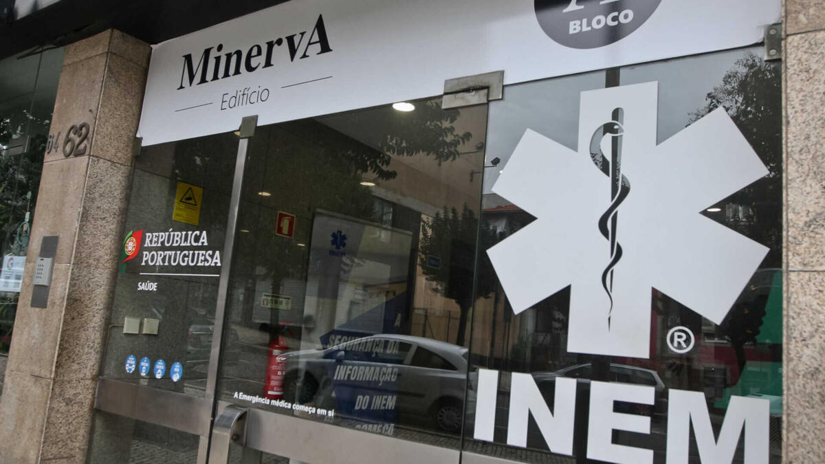 "Não corresponde à verdade." Vítor Almeida nega razões apontadas pelo ...