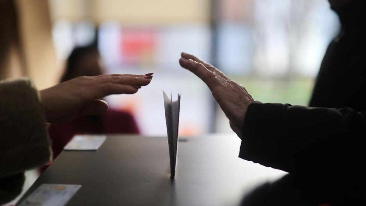 Voto antecipado muda de local em seis municípios. Saiba onde votar - TSF