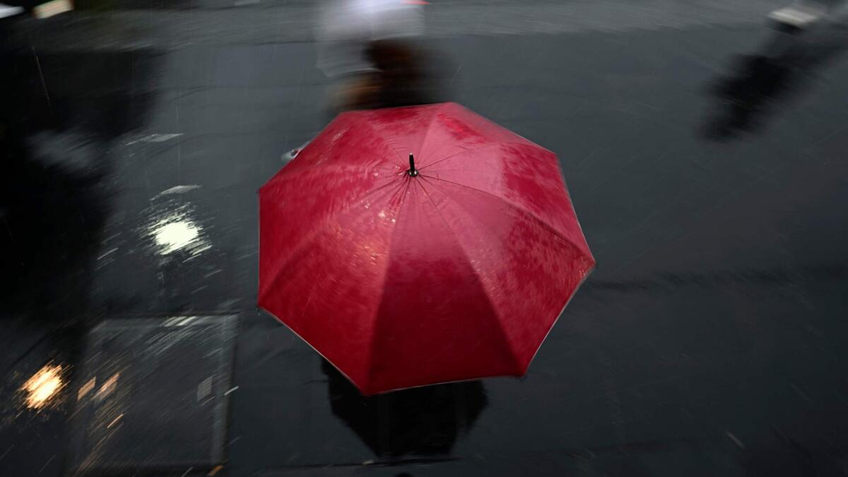 Chuva "por vezes forte" e trovoada: IPMA coloca nove distritos do país ...