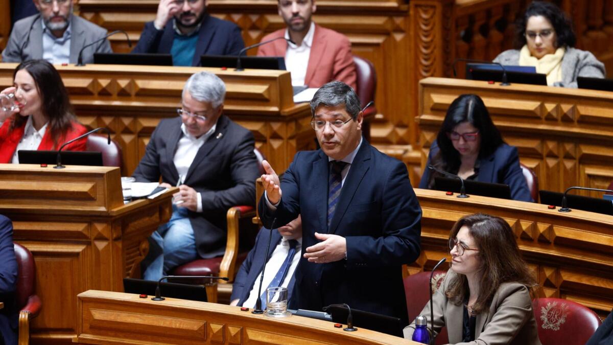 Socialists aim to choose an Ombudsman by May after Tiago Antunes ...
