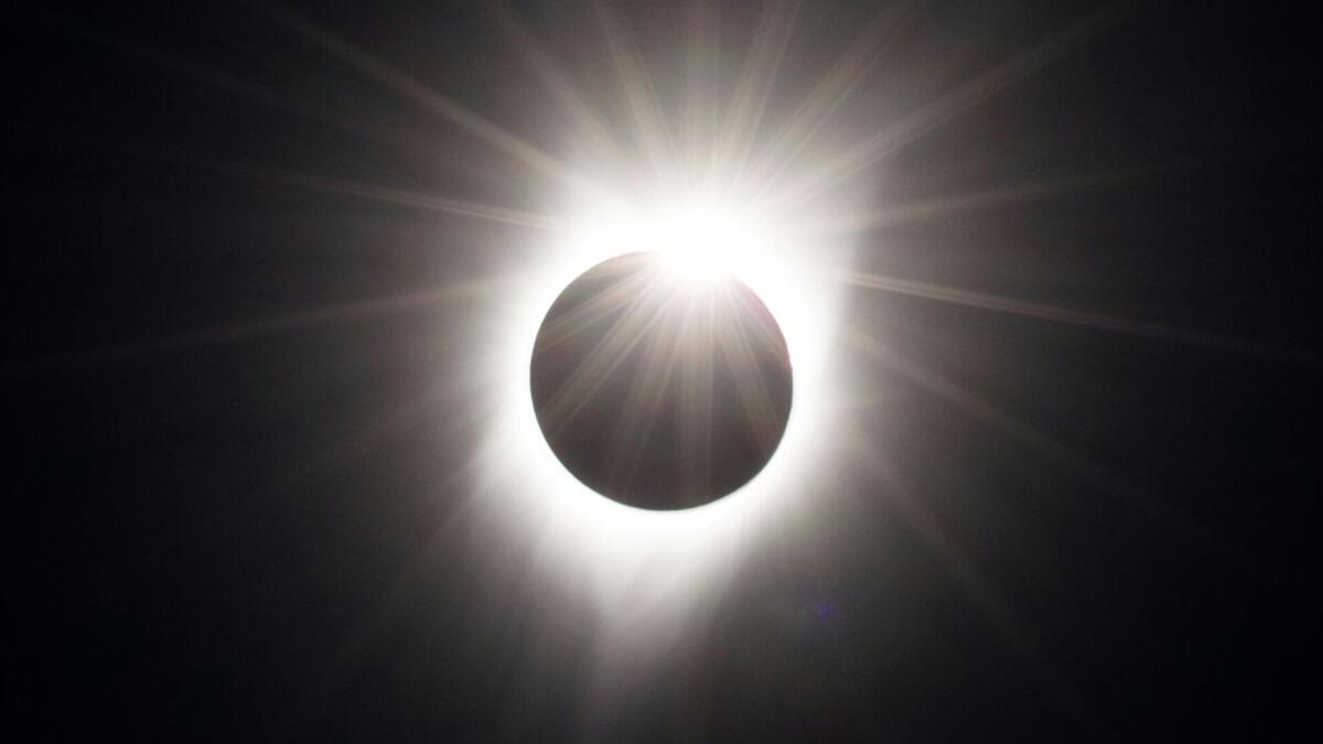 O primeiro em 114 anos: eclipse solar total poderá ser observado em ...